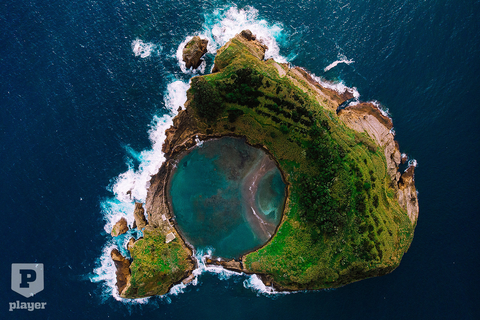 Azori-szigetek, ahol a fű zöld és a tájak meg szépek | Az online ...