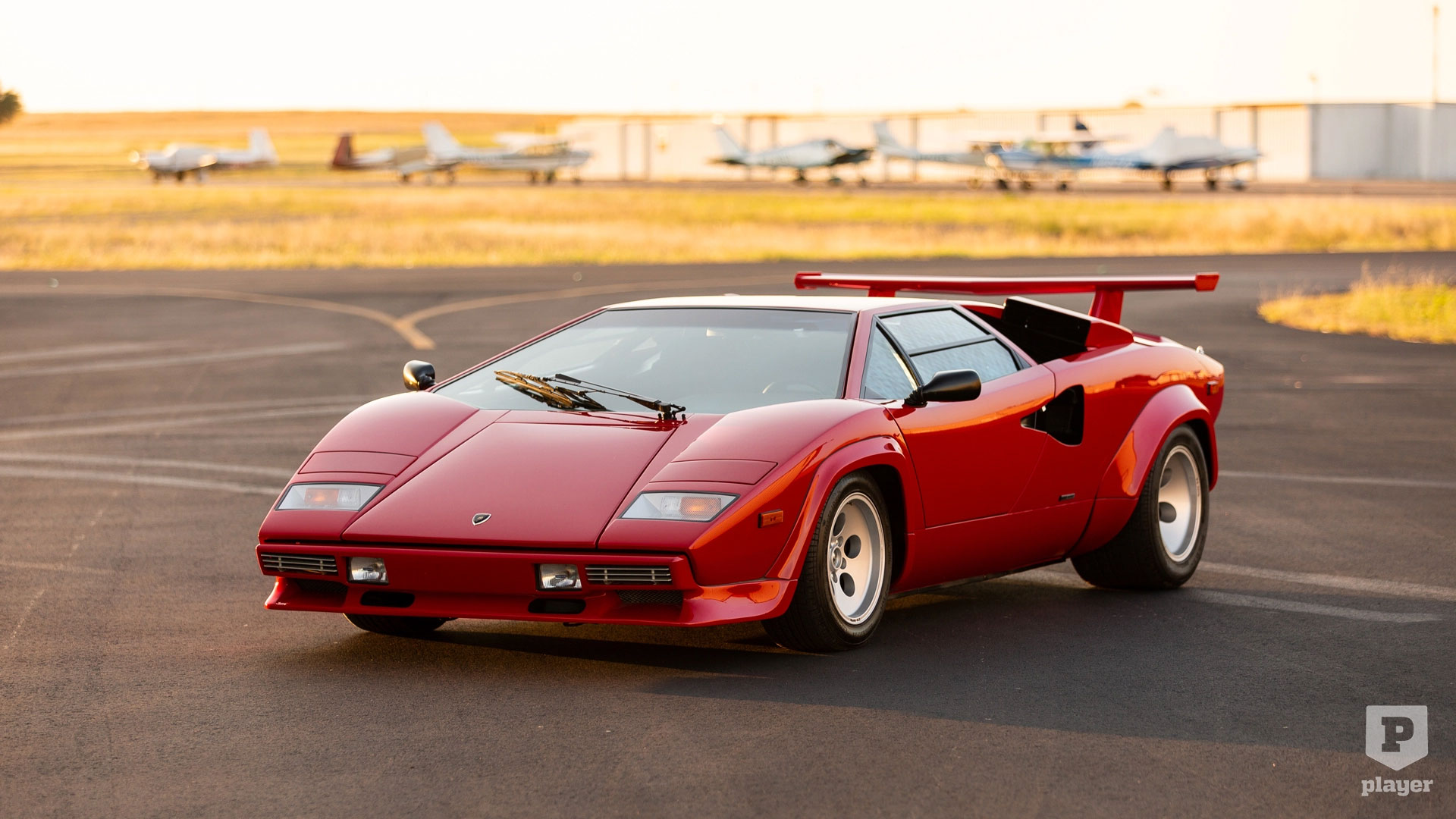 Valentino Balboni adta áldását erre a Lamborghini Countach-ra | Az ...